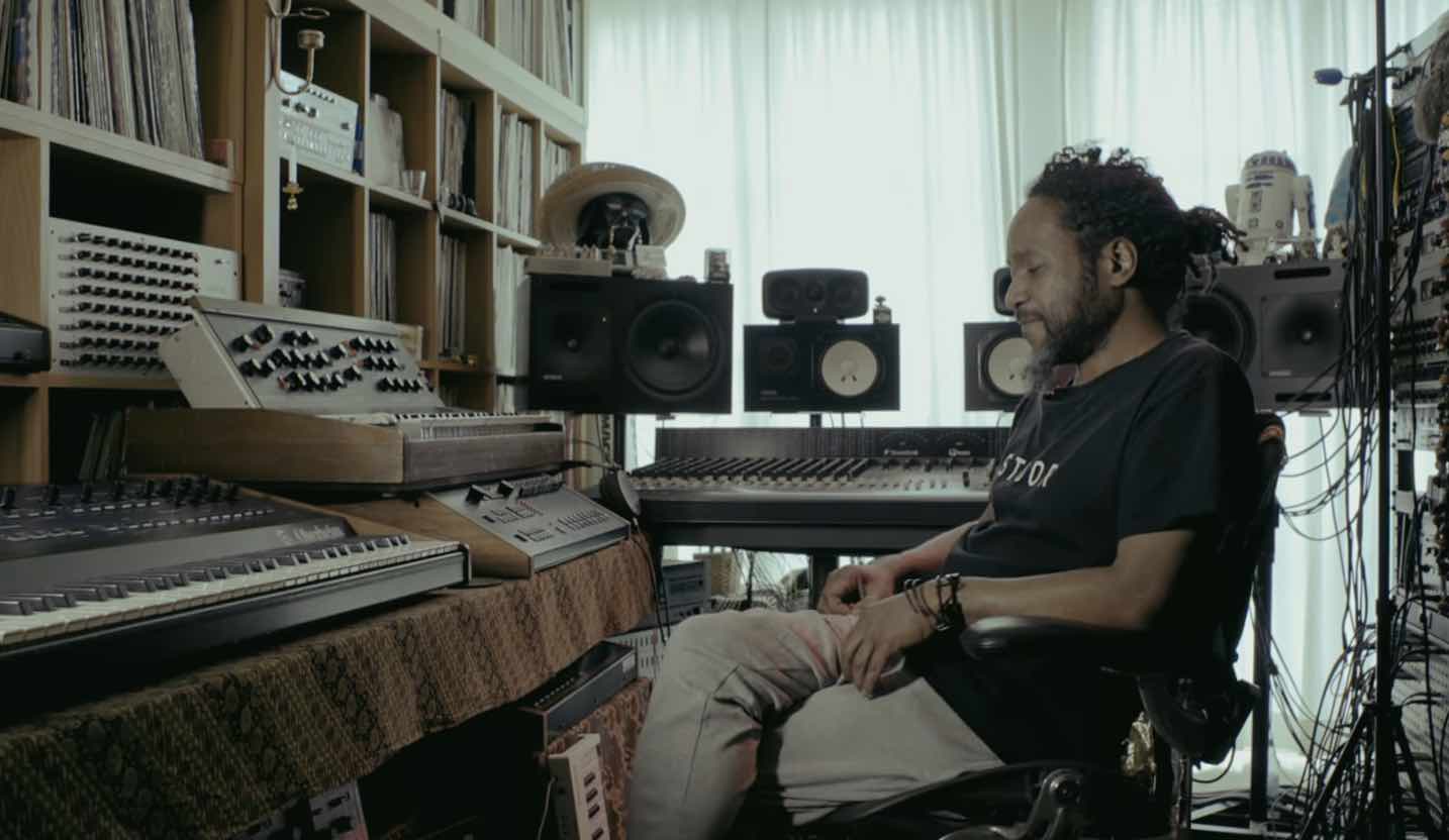 VIDEO | Steve Rachmad Studio Walkthrough & Workflow + Live Jam ...